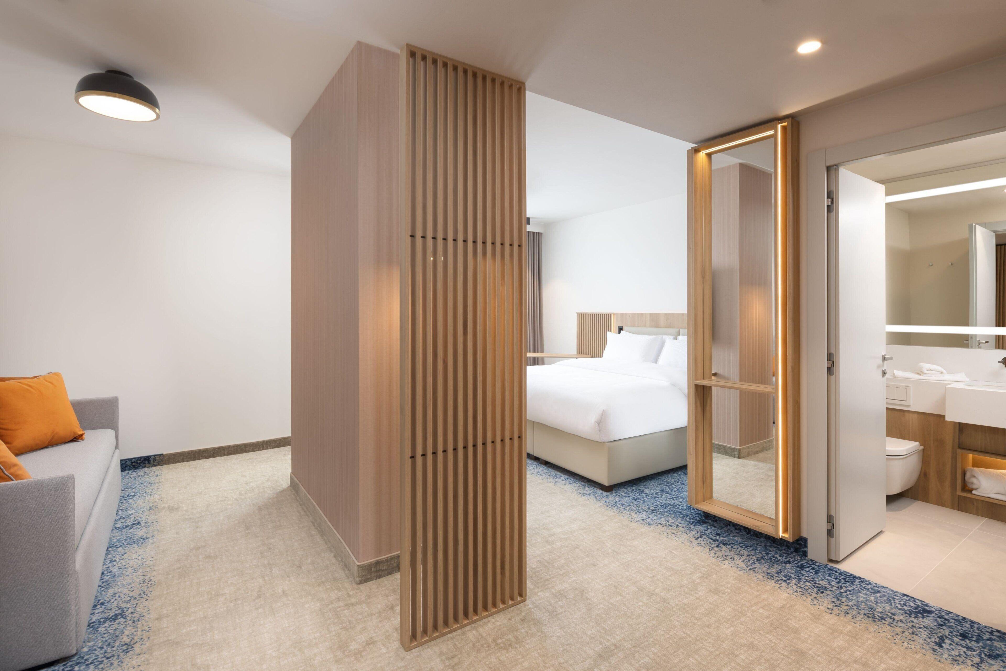 Hotel Courtyard By Marriott Cluj - Napoca Downtown Cluj-Napoca, Romania ...